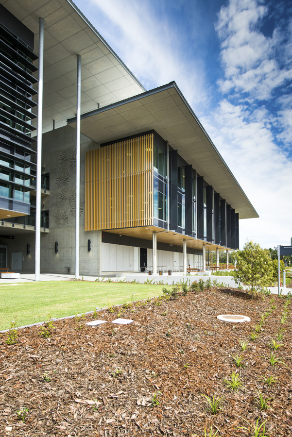 Architectural photographer Sunshine Coast University Hospital | Noosa ...